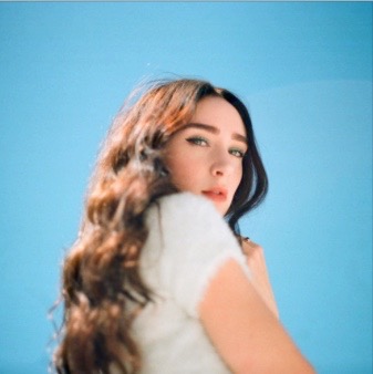 Rowe, a.k.a Becky Filip is back! - KANOKO ART